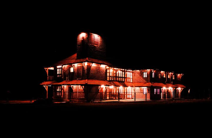Verandah By The Sea - Boutique Villa (4bhk) - Vengurla