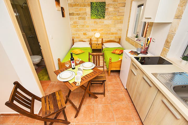 Apartmani Pernjak-studio Apartman - Mandre