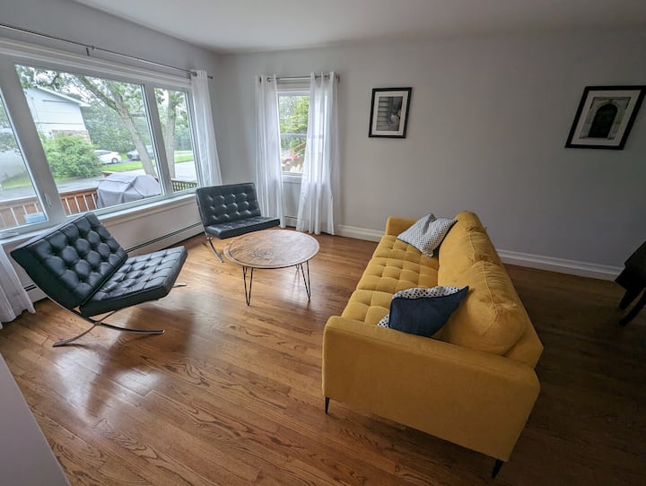 Sunny Family Home - Halifax