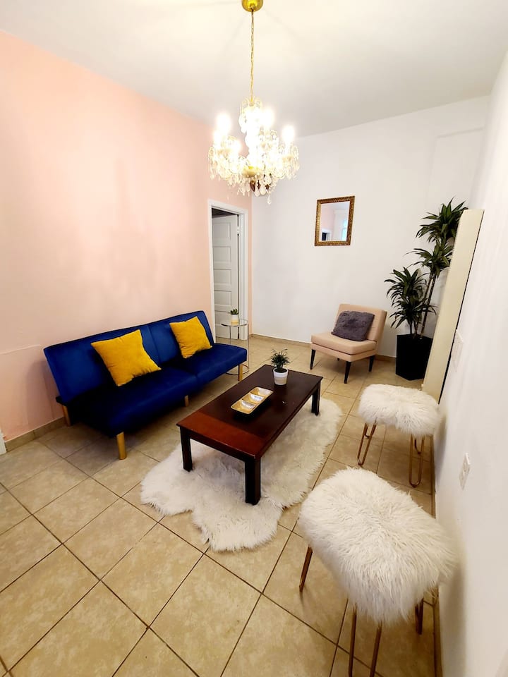 Artstay | Private Apt | Central | Downtown - El Paso, TX