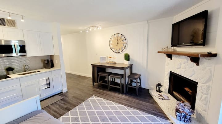 Mountain Getaway - Ruidoso Retreat Prime Location - 루이도소