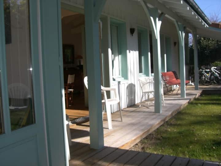 Maison En Bois, Charme, Jardin . - Arcachon
