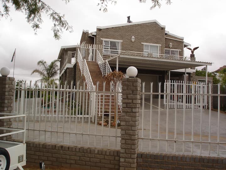 Nettie's Overnight Accommodation - Springbok