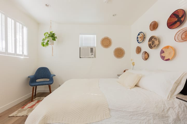 Reservoir Guest Studio - Los Angeles, CA