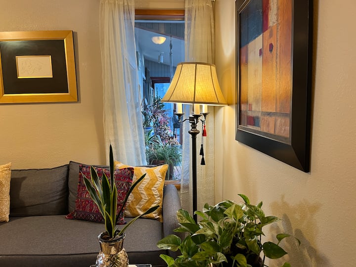 2 Bedrooms/private Entry/private Bath, S Salem - Salem, OR
