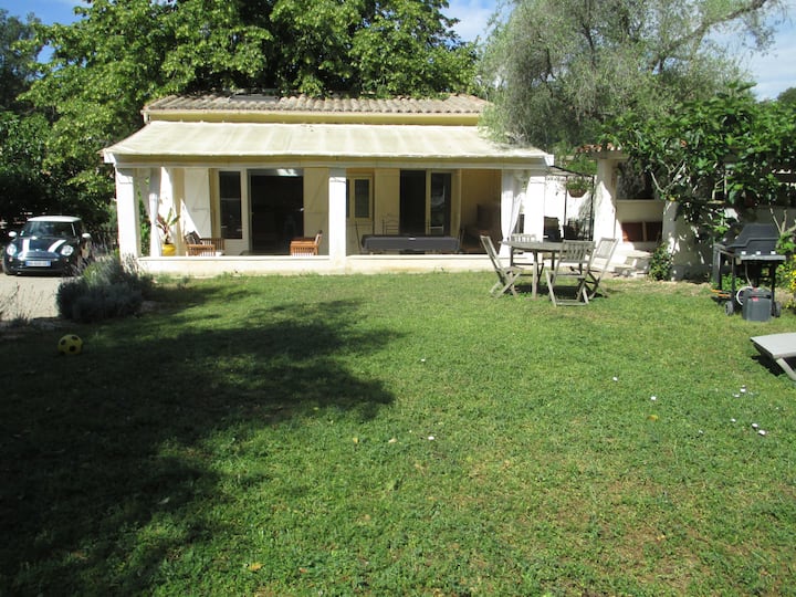 Maison Indépendante Sur Propriété Familiale - グラース