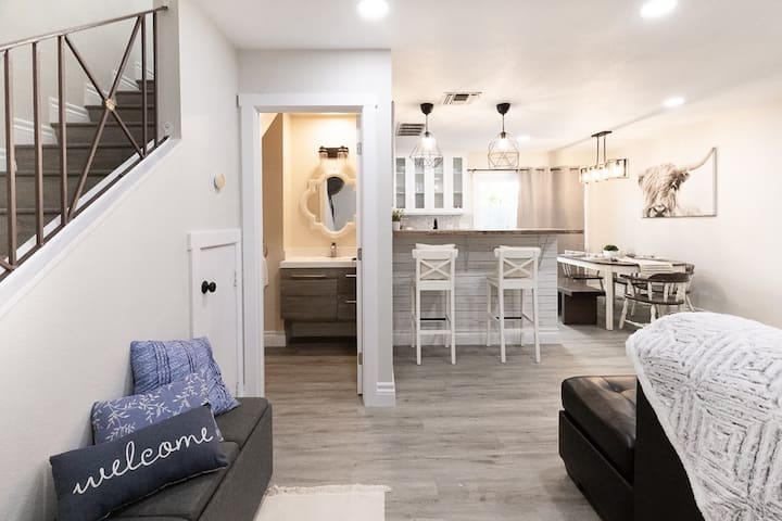 No Cleaning Fee Near Oxbow Modernfarmhouse Getaway - Napa, CA