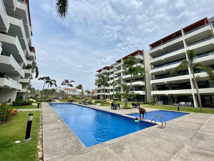 Departamento En Nuevo Vallarta Frente A Alberca - Nuevo Vallarta