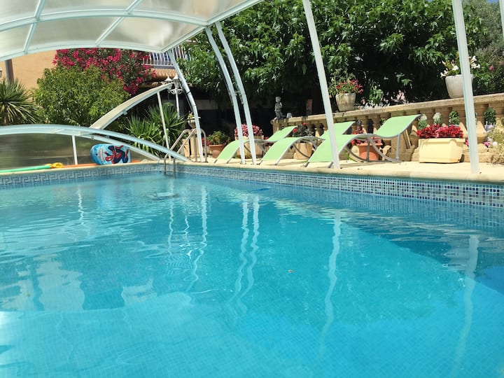 Le Rove Dépendance De Villa 100m²  Avec Piscine - Marignane