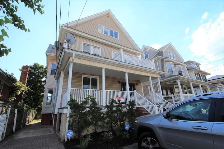 Beach Hideaway - Rockaway Beach