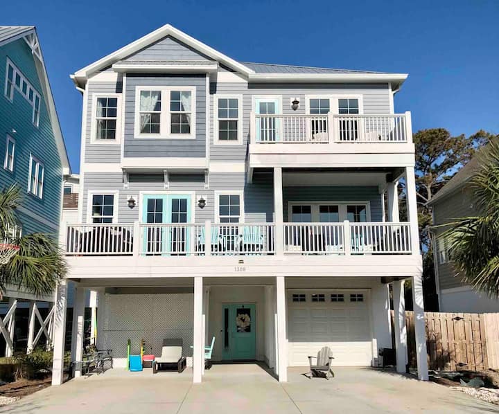 Entire Home - Stunning Beach House - Carolina Beach, NC