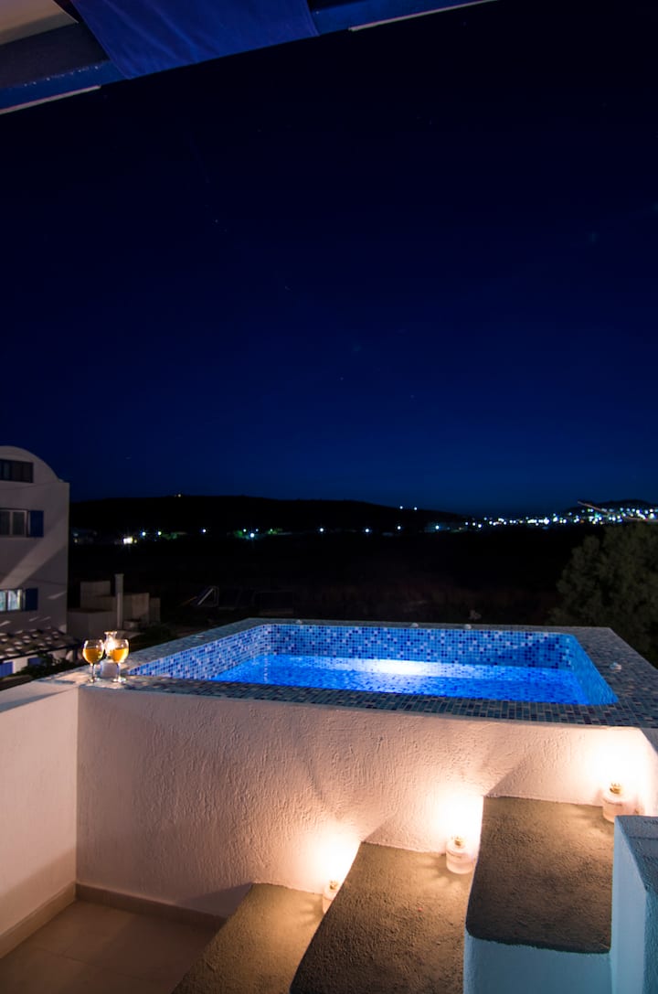 Apartment With Outdoor Hydro-massage - Santorini