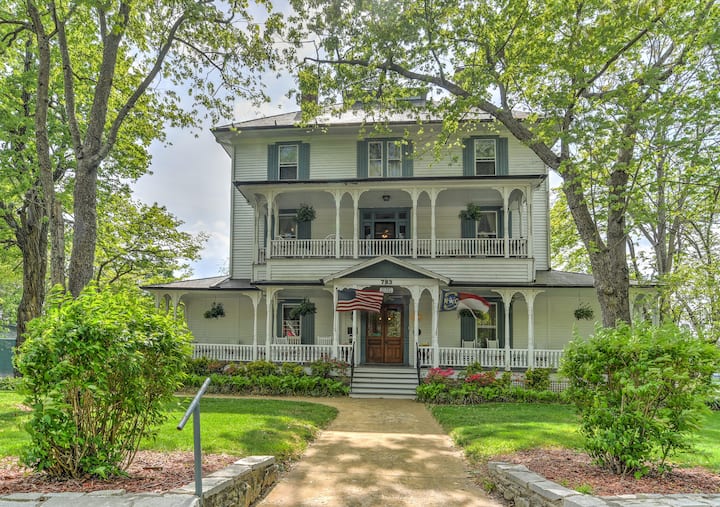 Entire Inn - 1898 Waverly Inn - Hendersonville