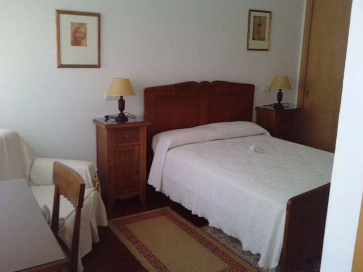 Casa Rural "O Pozo" - Habitación Triple Para 3pax - Ares