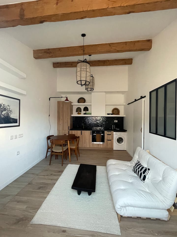 Lovely One Bedroom In Le Panier-marseille - Marsella