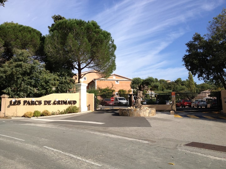 Apartment View St Tropez - Grimaud