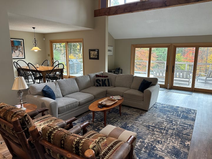 Hot Tub/generator Open Floor Home Mt Snow/stratton - Vermont