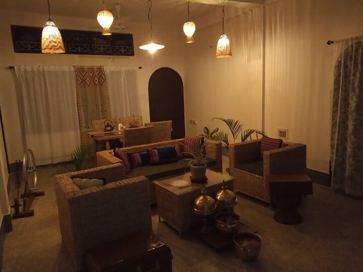 Globetrotters Homestay - 1 Double Bed Room - Jorhat