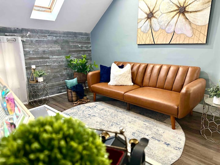 My Cozy Corner. Your Home Away From Home - Providence, RI