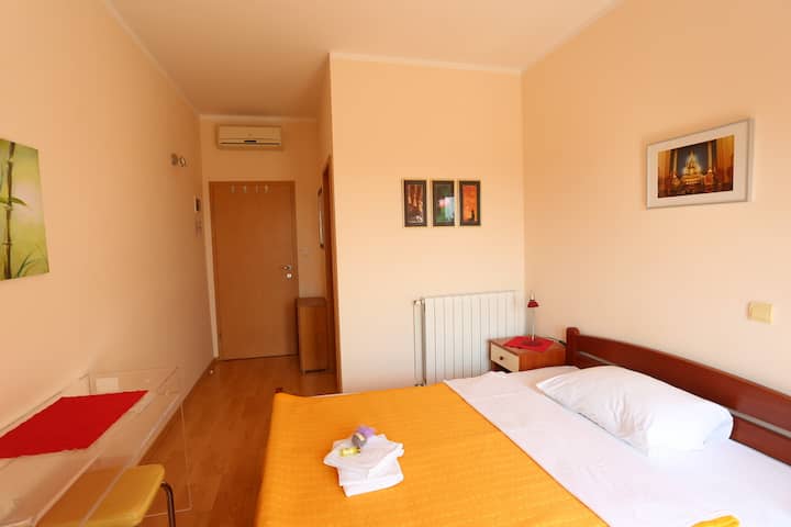 Homey Room 8 In Nature With Sea View - Medulin