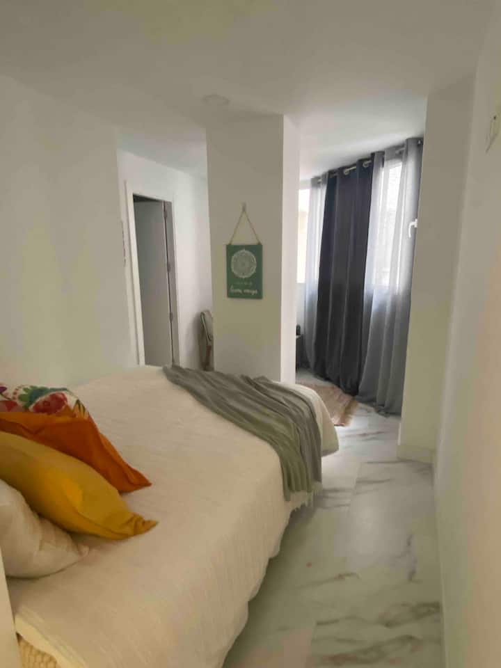 Independent Suite W/private Bath And A/c Moncloa - Madrid