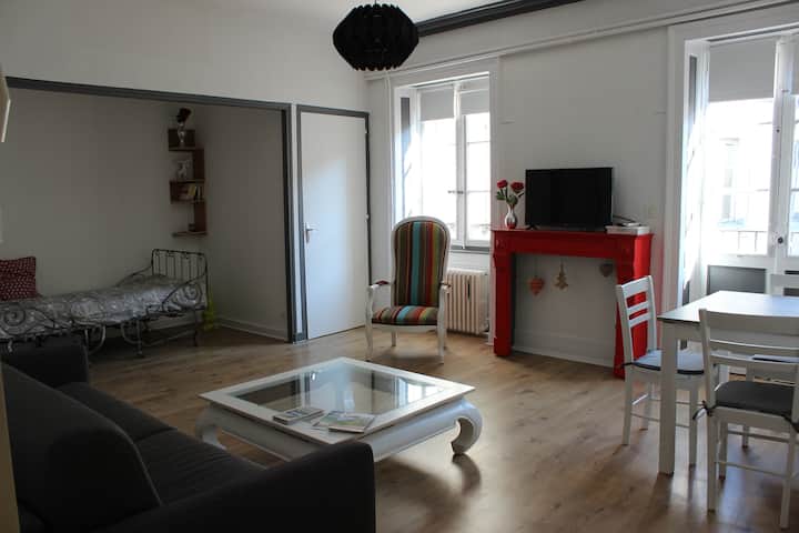 Lons Centre Ville 5 Pers Classé 3 éToiles - Lons-le-Saunier