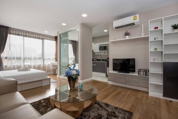 Capetown Sriracha Condo - Si Racha