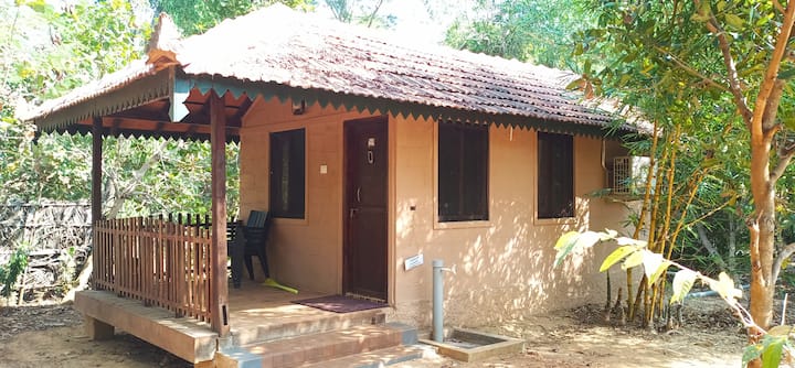 Ombodhi-kumta(south Of Gokarna)garden View Cottage - Kumta