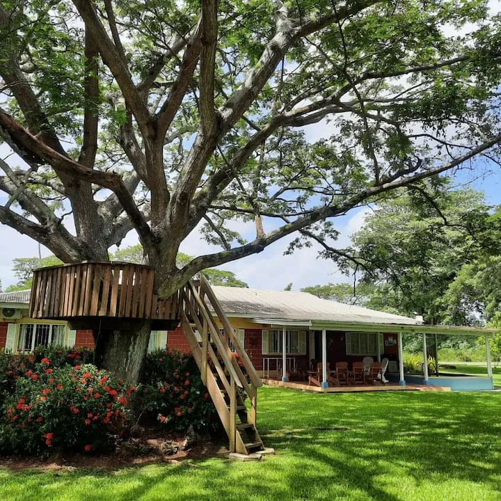 Lovely Vacation Home Located In Bon Accord Tobago - 多巴哥島