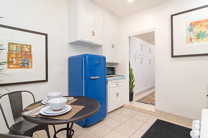 Stylish, Cozy Studio In The Heart Of Little Italy - Coronado, CA