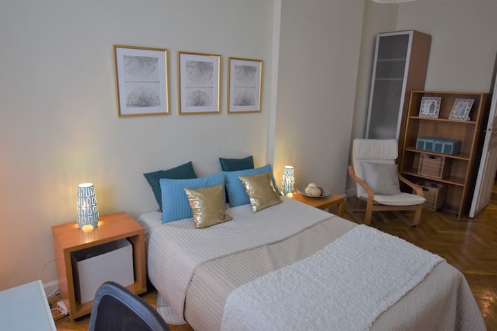 Trendy Central One Bedroom Flat - Budapest