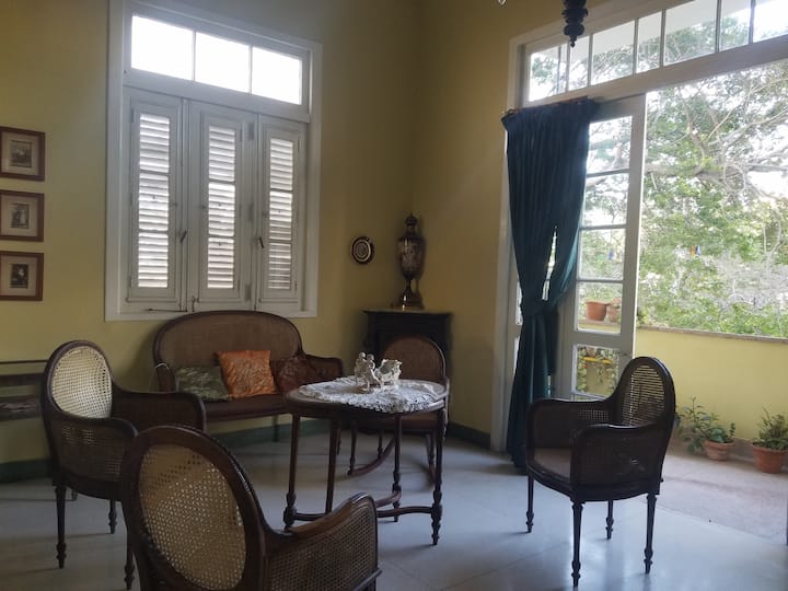 Casaluly/lovely Old Havana(old Town)-no Blackouts- - La Havane