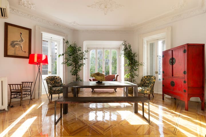 Central Exclusive Classic & Modern - Madrid