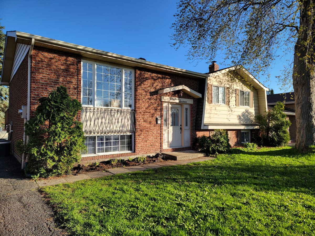 Cornwall Vacation Rentals & Homes - Ontario, Canada | Airbnb