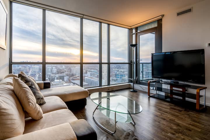 Your Home In The Entertainment District - Toronto