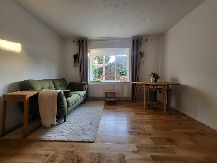 Entire House With Garden And Office - Cambridge