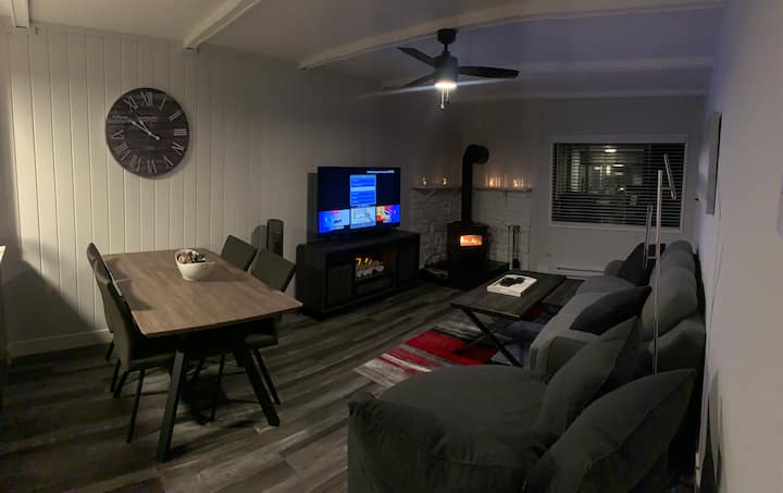 Hemlock Escape*relax*hottub*views*hikes - Colombie-Britannique