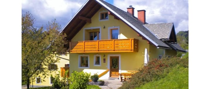 Apartma Pr´tavčarju Near Bled - Bled