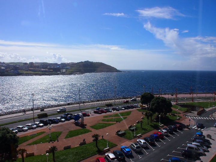 Paseo Marítimo, 1ª Fila De Mar. - La Coruña