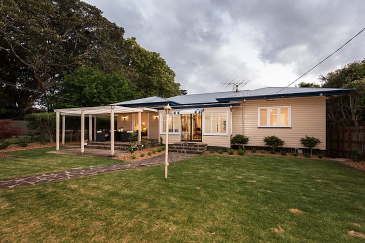 Maison On Mayes - Exclusive Location! - Toowoomba