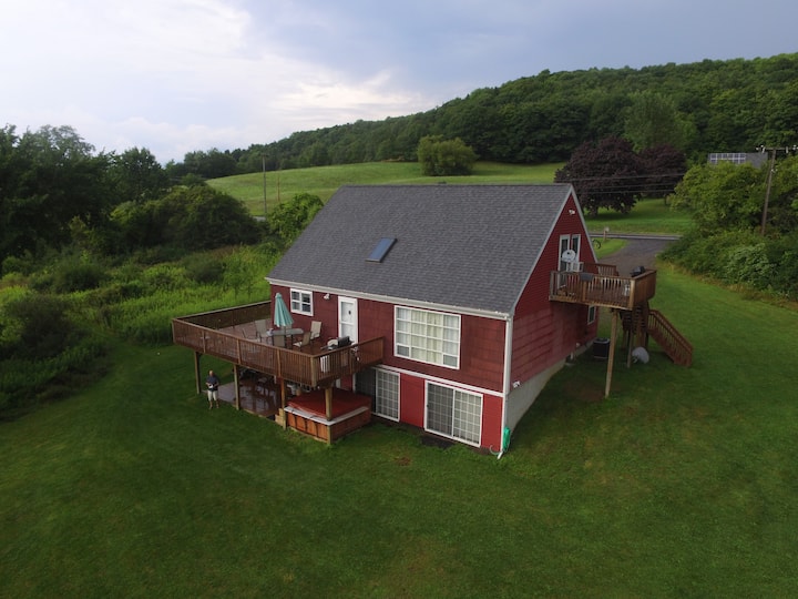 Cooperstown Pine Row Manor Is 5 Bedroom And Studio - Cooperstown, NY