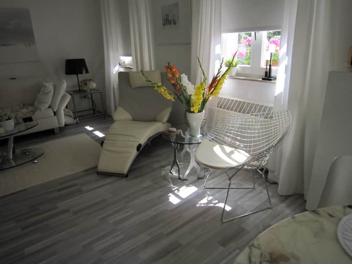 Nice App. Next To Castle And Park - Düsseldorf