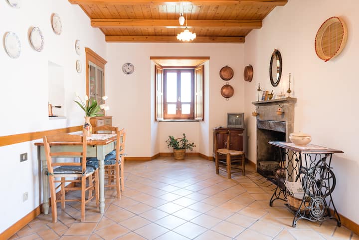 Masseria Acquasalsa - Aia - Capracotta