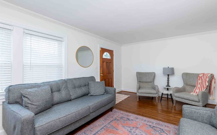Cozy, Great Location, Smoke Free! - Louisville, KY