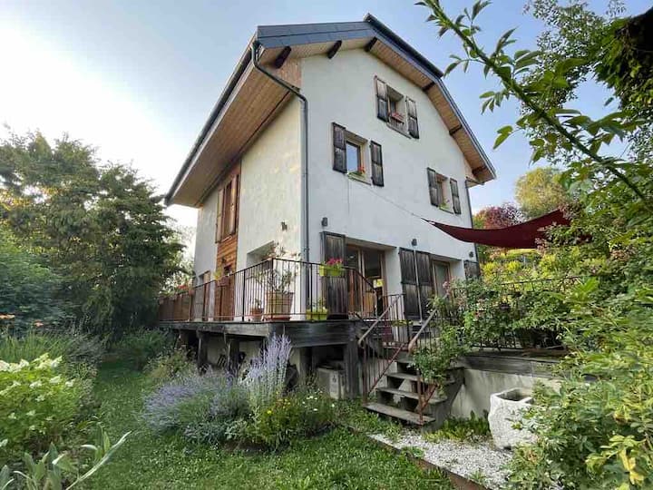 La Fruitière, Pour 10 Personnes à Côté D’annecy - Rumilly