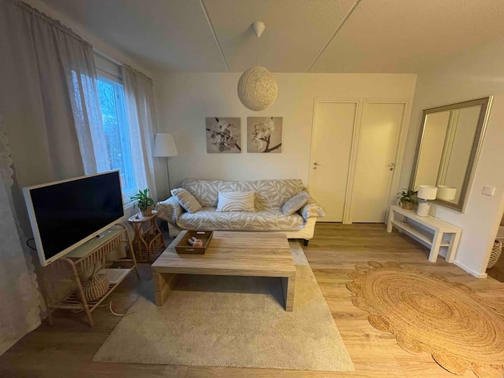 Boho Bliss, 1-bedroom, Pine Tree Views - Vantaa