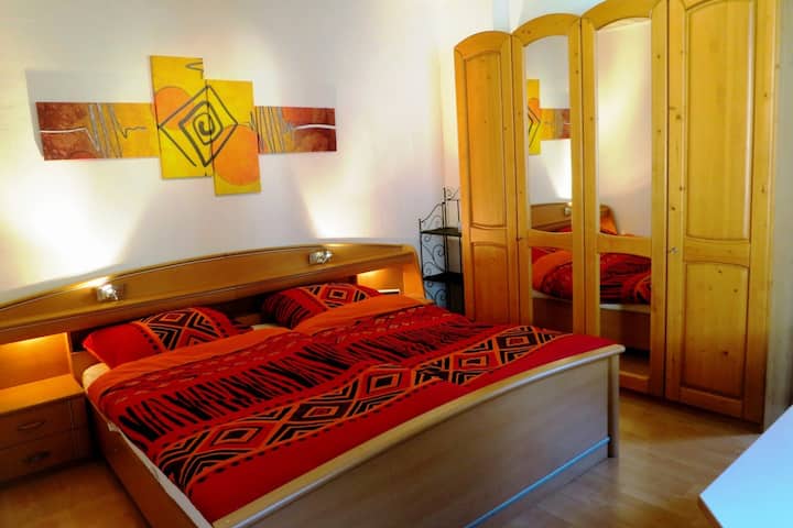 90 Sqm Holiday And Fair Bungalow With 4 Rooms - Düsseldorf
