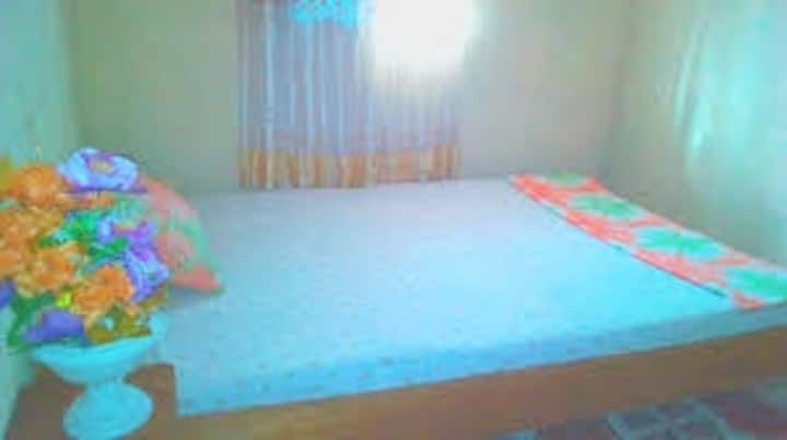 Awesome Guest House Along The Barbangida Highway - Libéria