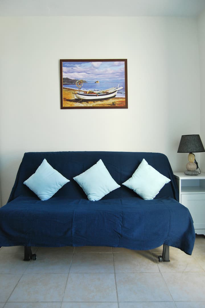 Aeolis Santorini Cozy Room With Loft - Santorini