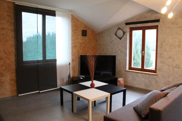 Au Pied Du Château De L'ortenbourg - Dambach-la-ville